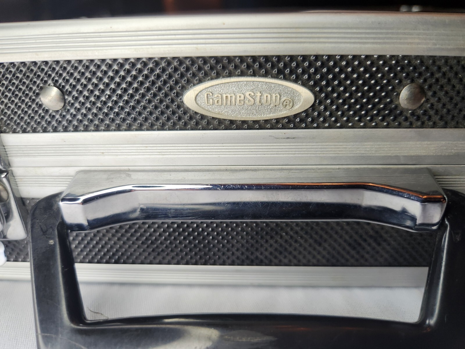 Gamestop Nintendo DS DSi Video Game Case for Handheld Cartridges Hard ...