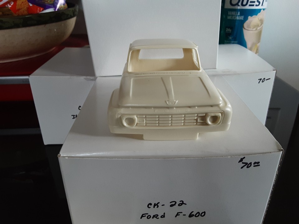 VINTAGE AMERICAN INDUSTRIAL TRUCK MODELS FORD F600 RESIN TRUCK CAB ...