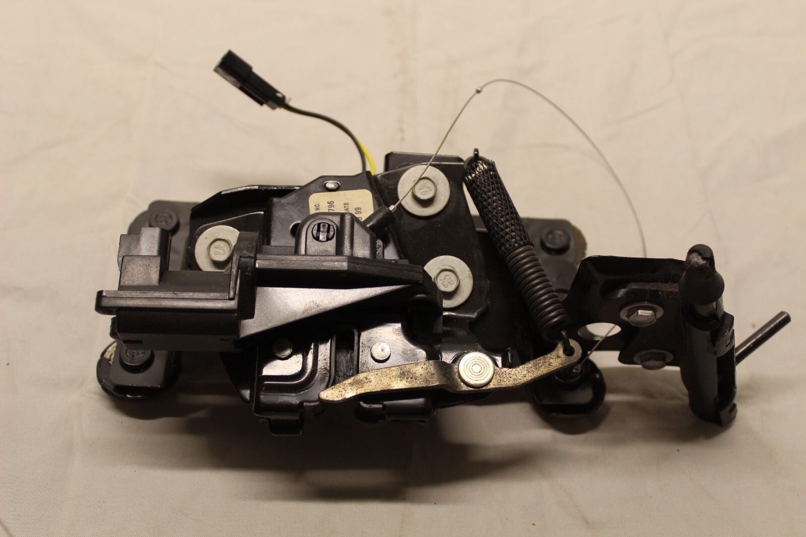 1997-1998 Corvette C5 Rear Hatch Trunk Latch RH 16638796 for sale ...