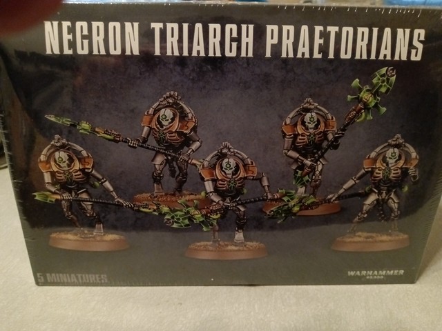 Games Workshop Warhammer 40K Necrons Triarch Praetorians Miniatures ...