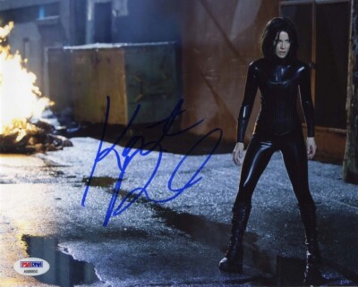 Kate Beckinsale Signed Autographed 8x10 Photo PSA/DNA COA | eBay