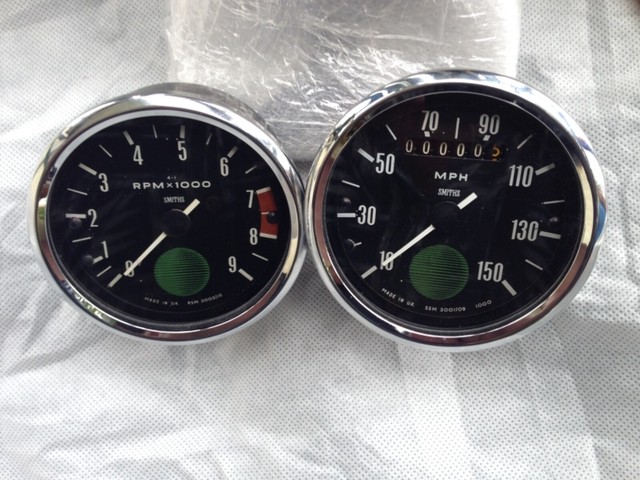 Smiths 1971-1974 Norton Commando Speedometer 150 MPH & Tachometer 9 000 ...
