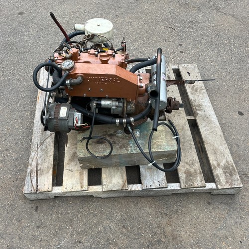 Universal M25, Diesel Engine, 21 Hp, w/ 2:1 Gear Ratio Drop Center ...