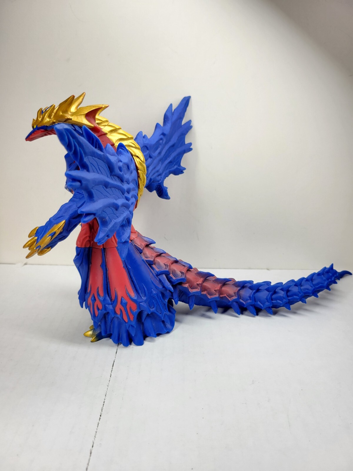 Leugocyte Ultra Monster DX Series Ultraman Kaiju Bandai 7"+ Figure RARE ...