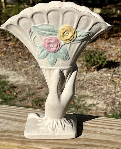 Vintage Hull Pottery Open Rose Hand With Fan Vase Off White Small Chip ...