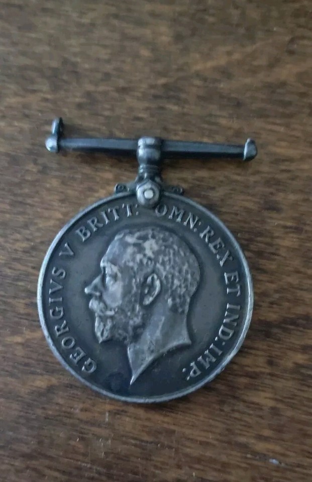 1914 - 18 Great Britain King GEORGE V MEDAL Silver Military 1st WAR ...