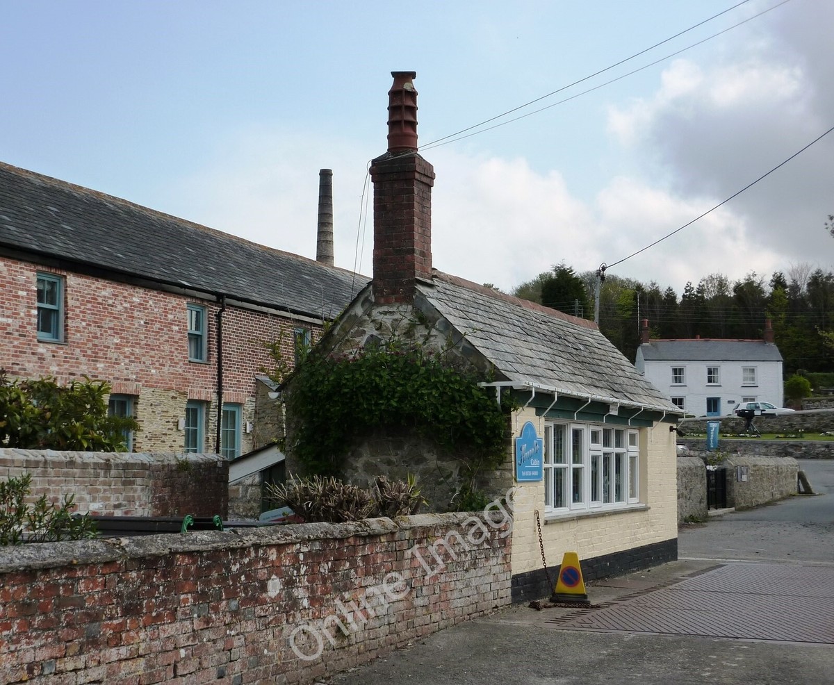 Small Chimney House Chimney Removal Costs In 2025? | Checkatrade