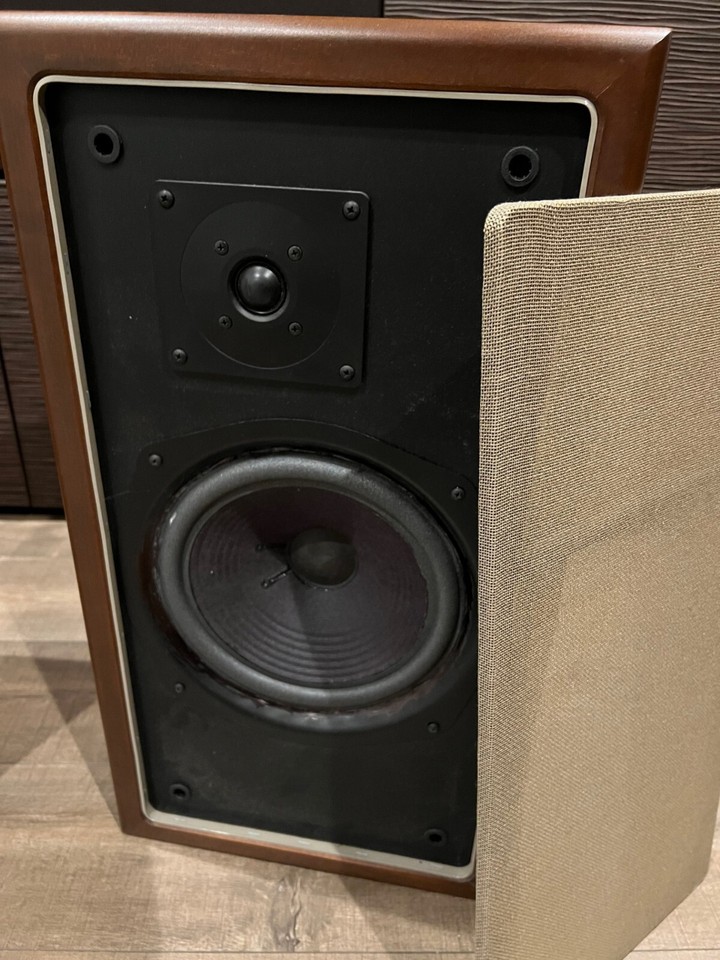 Advent 25th Anniversary Limited Edition Speakers Pair | eBay
