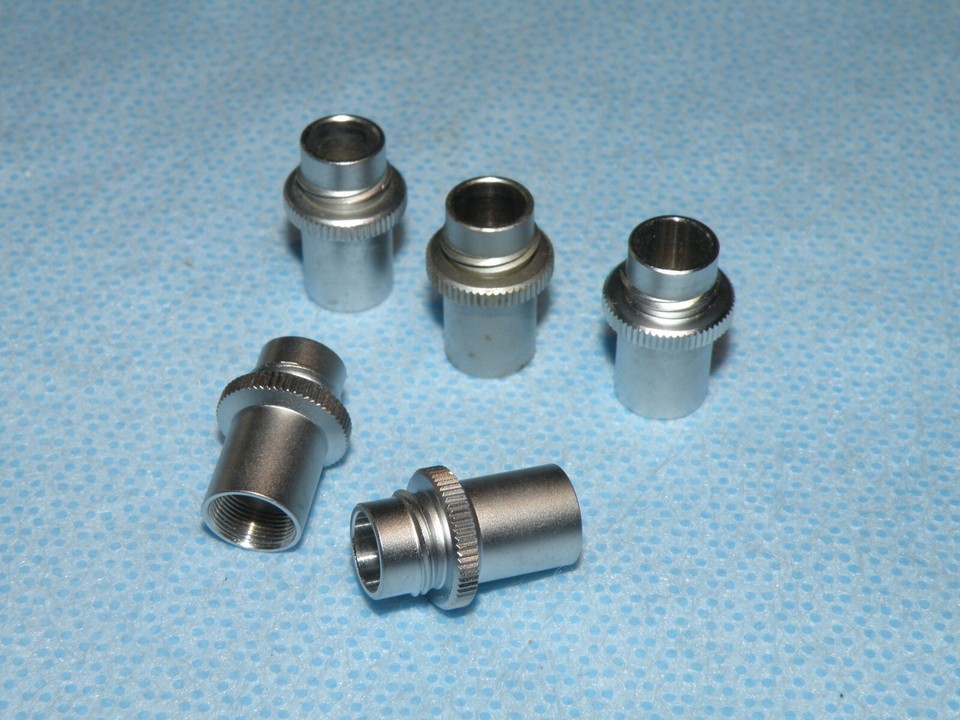 Endoscope light post screw on adapter for connection of fiber light ...