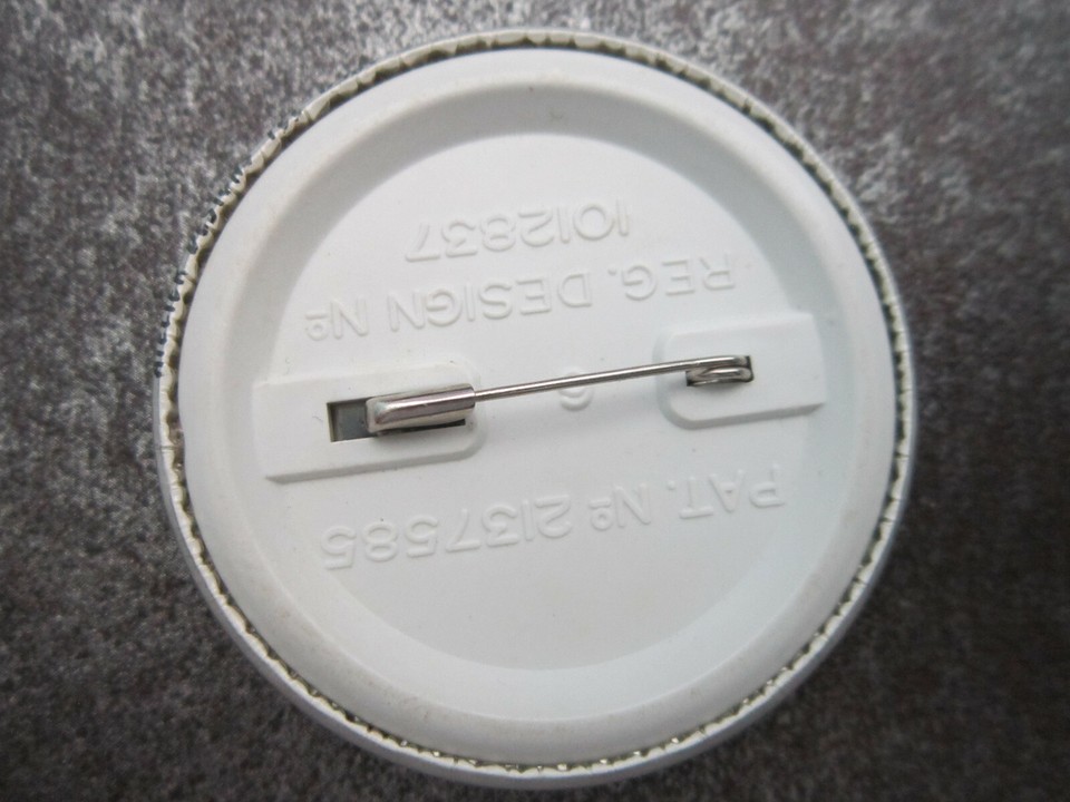 Outwood Surrey Windmill Pin Badge Button Souvenir Tourist (L3B) | eBay