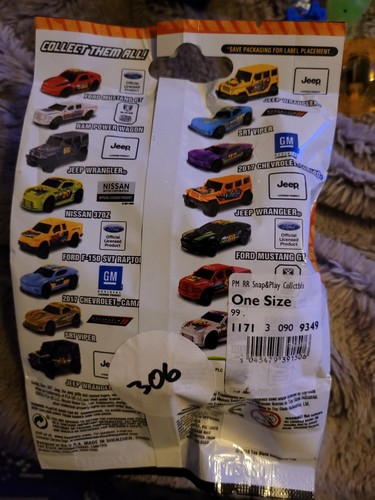 Unwanted Mystery Disney bitty pop/2pk Car snap n play/bundle of party ...