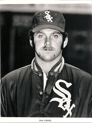 SAM EWING CHICAGO WHITE SOX , BLACK AND WHITE 8 X 10 PHOTO !! | eBay