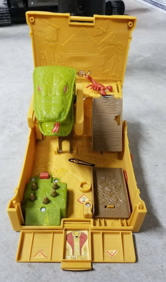 Mattel Matchbox Fold N Go Cobra Snake Pit Playset | eBay