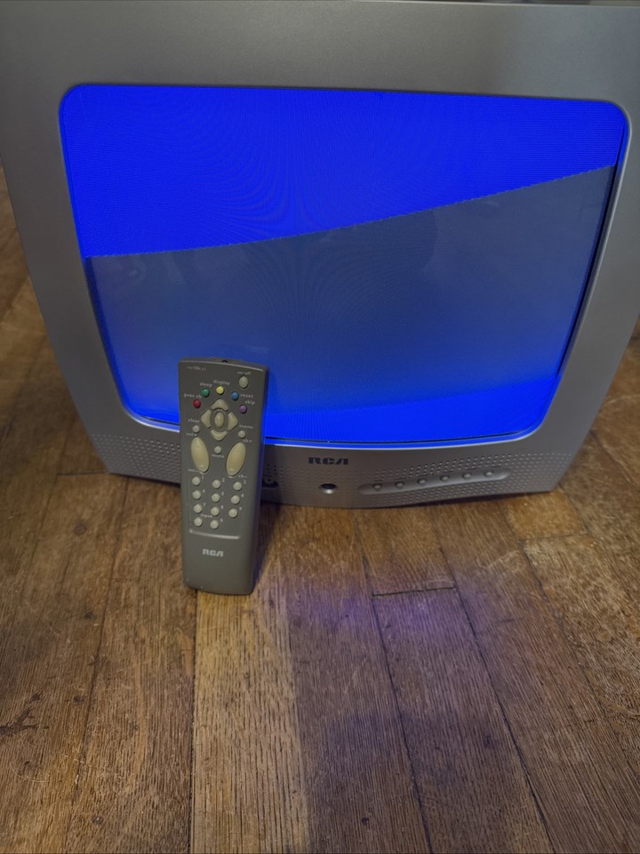 Vintage RCA 13" E13320 Composite CRT TV Retro Gaming Old School ...