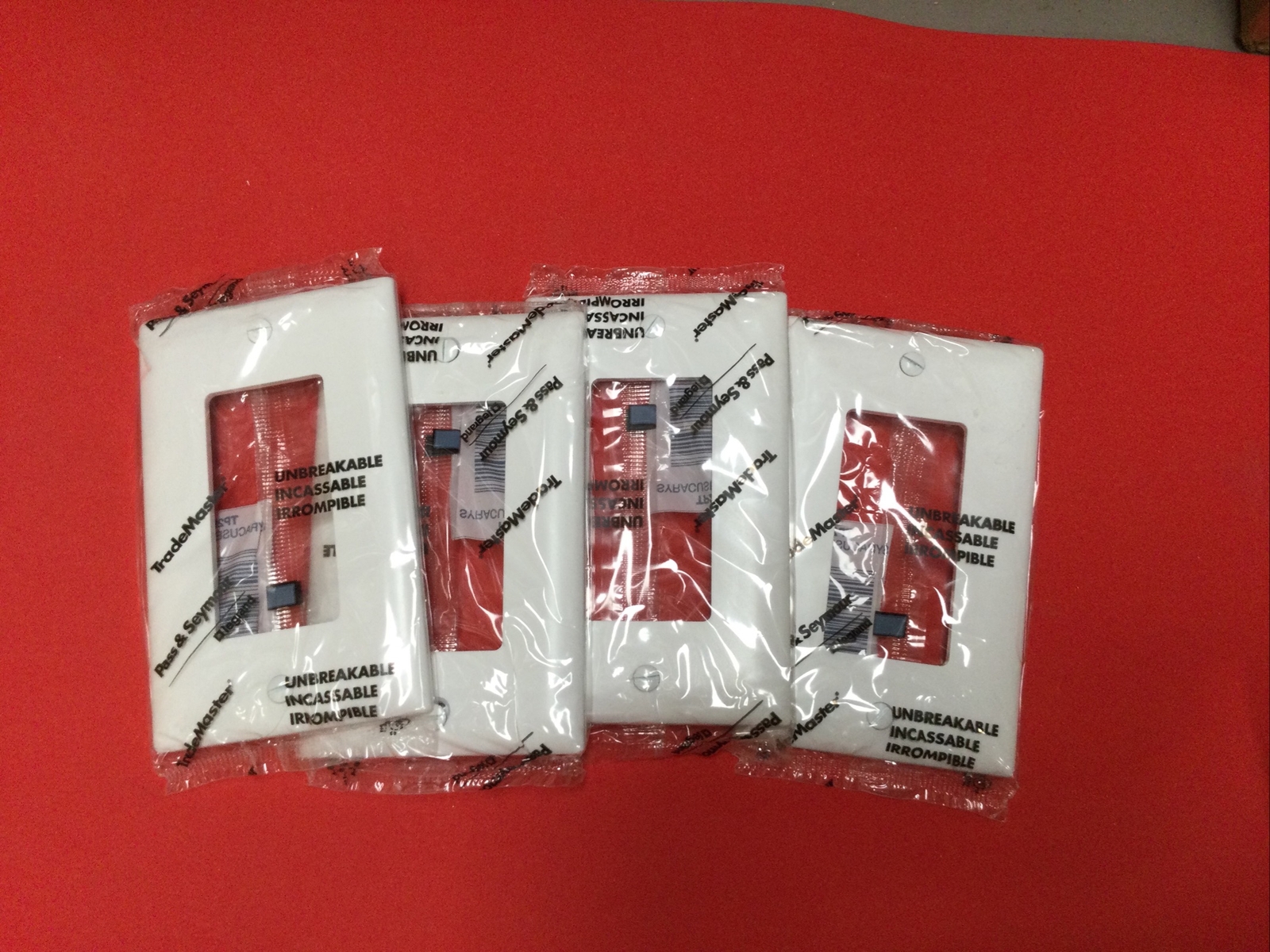 Legrand Pass & Seymour TradeMaster Single Gang Wall Plates In White ...