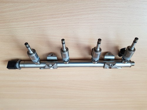 SKODA YETTI 1.2TSI 2016 81kW RAMP INJECTORS SET OEM 04E133320D ...
