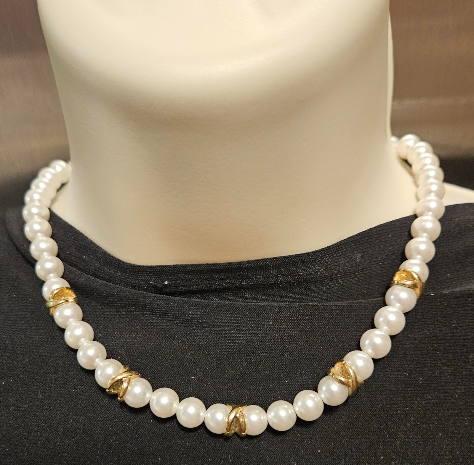 Single Strand Pearls 16 Inch Faux Pearl (Glass) Neckl… - Gem