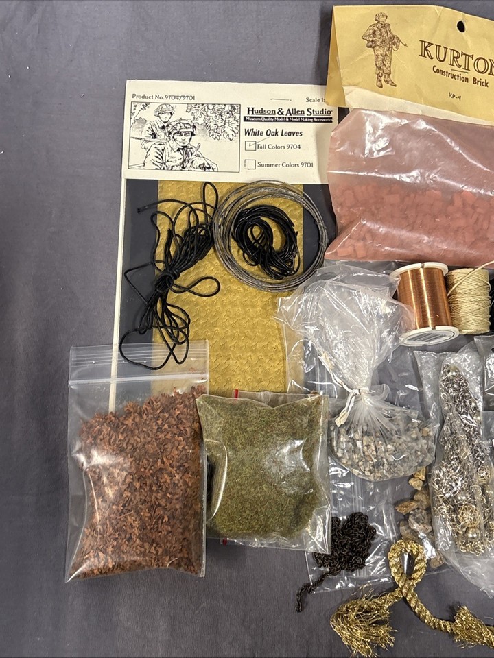 Lot Of Model And Diorama Environment Materials Dirt Wire String Leaves ...