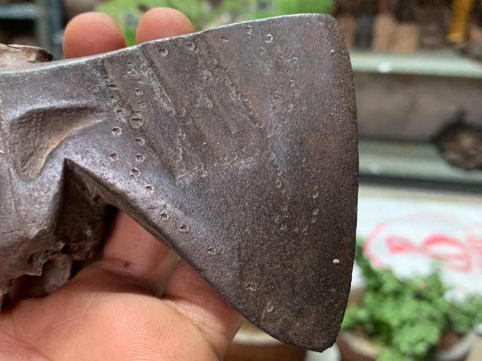 Antique Collectible Old Hand Forged Iron Axe Blade Cutting Tool Axe ...