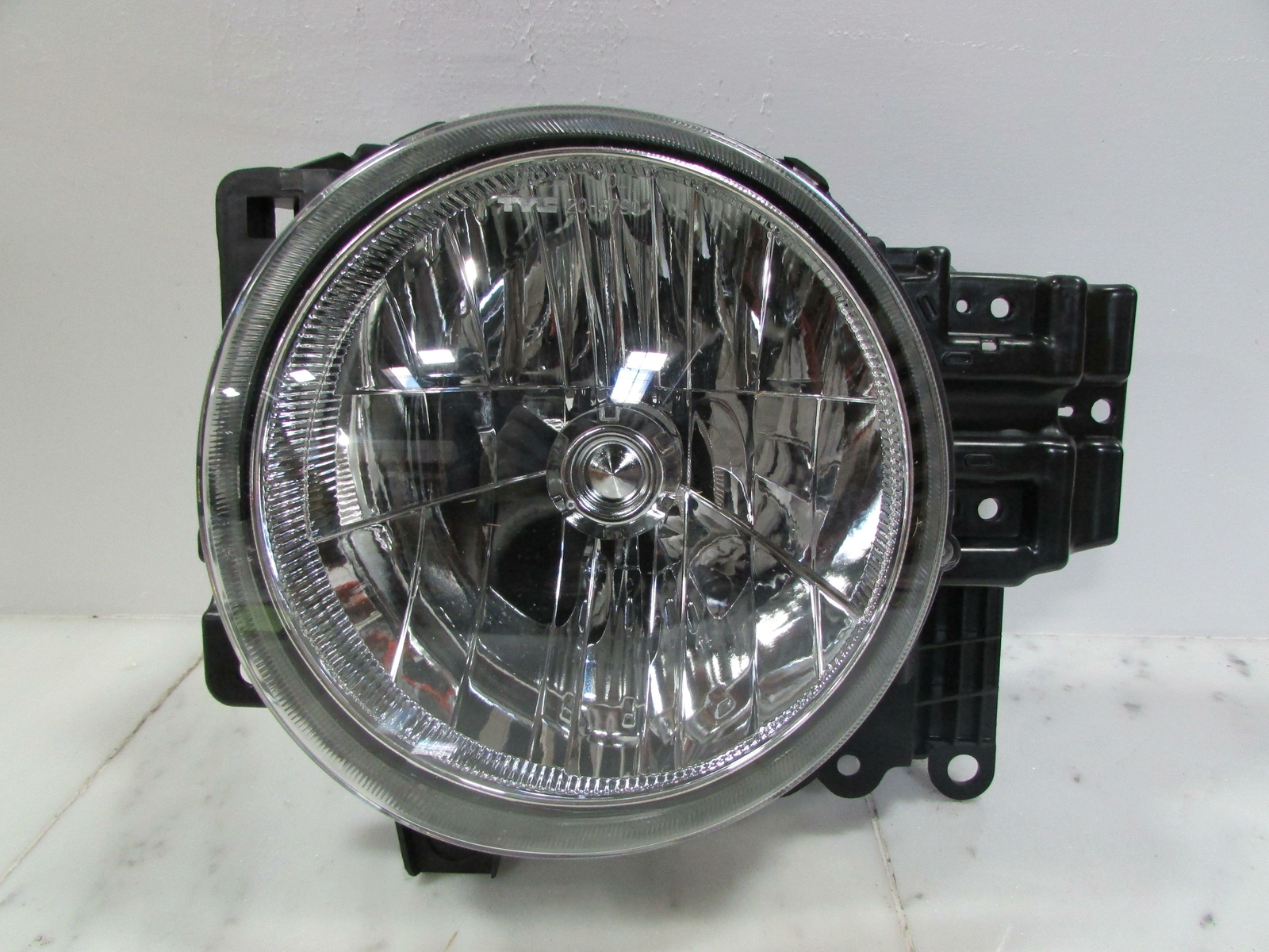 07 08 09 10 11 12 13 14 TOYOTA FJ CRUISER Headlamp Assembly Left ...