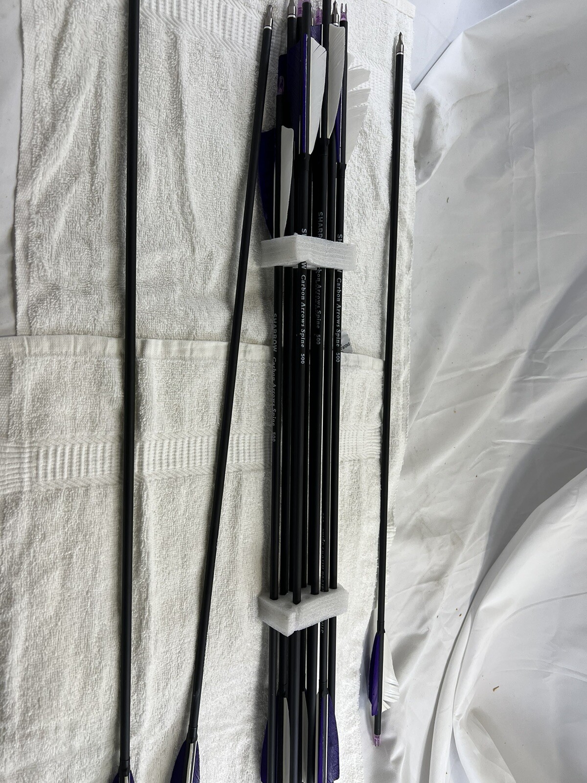 12 Sharrow Carbon Arrows - 500 spine 30.5 “ With 4” Feathers | eBay