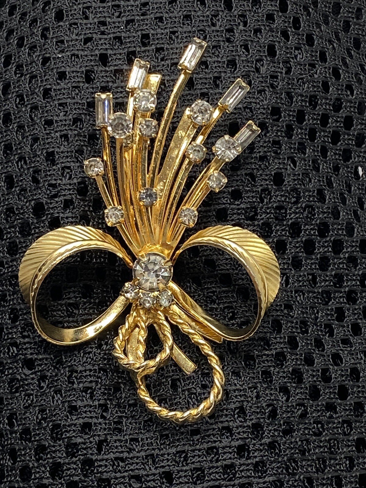 1960 SARAH COVENTRY vintage florals design w/ round/b… - Gem