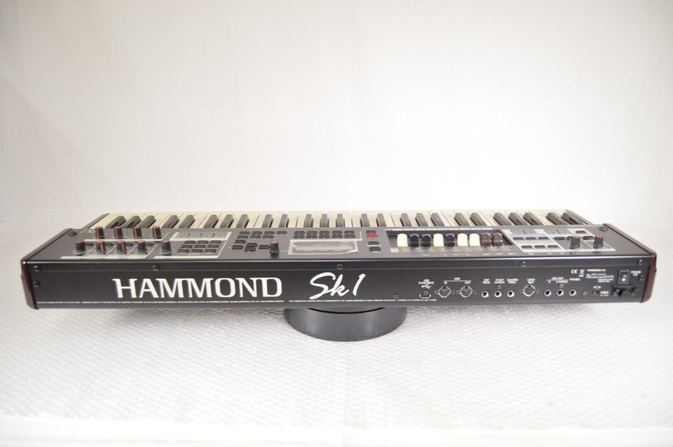 Hammond Sk1 61 key Portable Combo Stage Keyboard Organ Tested W/ Soft ...