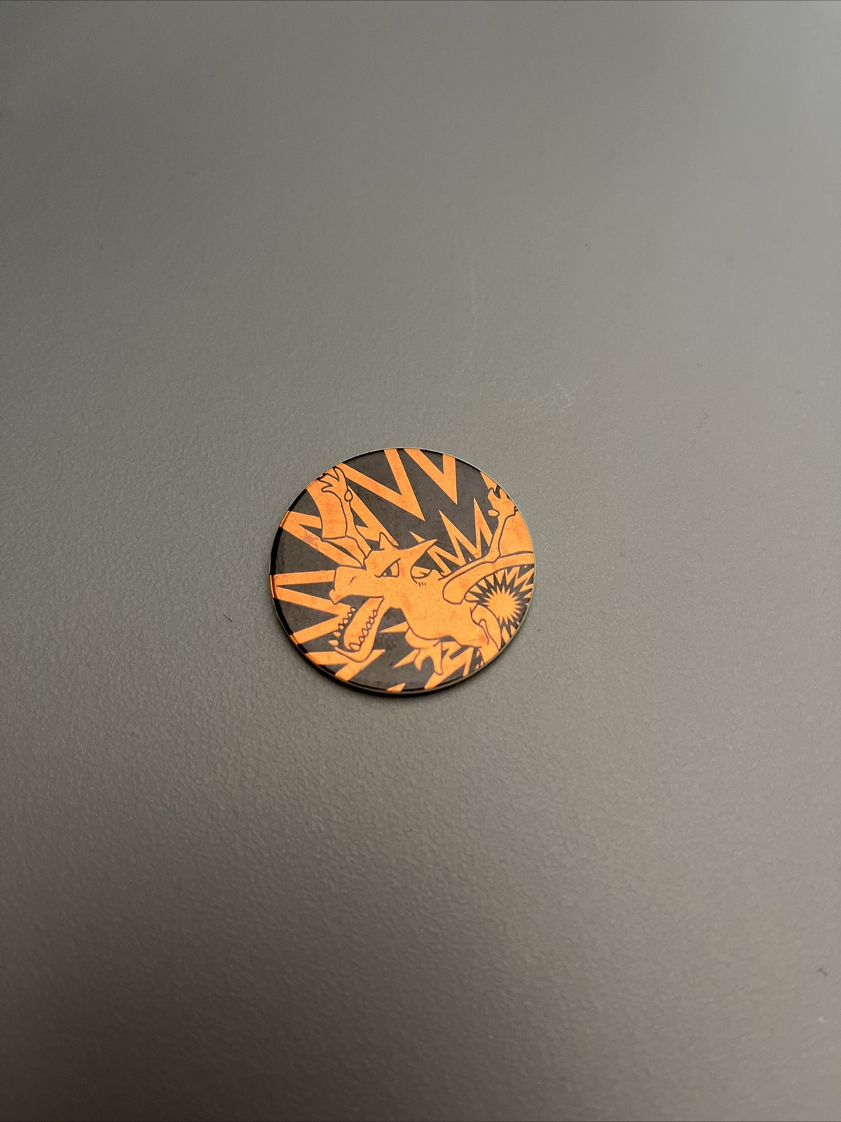 Vintage Pokémon TCG Aerodactyl Holo Coin 1999 Wizards of the Coast ...