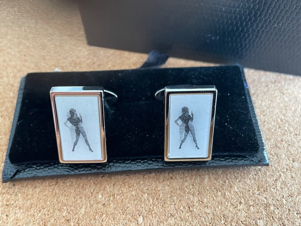 Sonia Spencer Girl With A Gun Moving Hologram Cufflinks with Gift Box ...