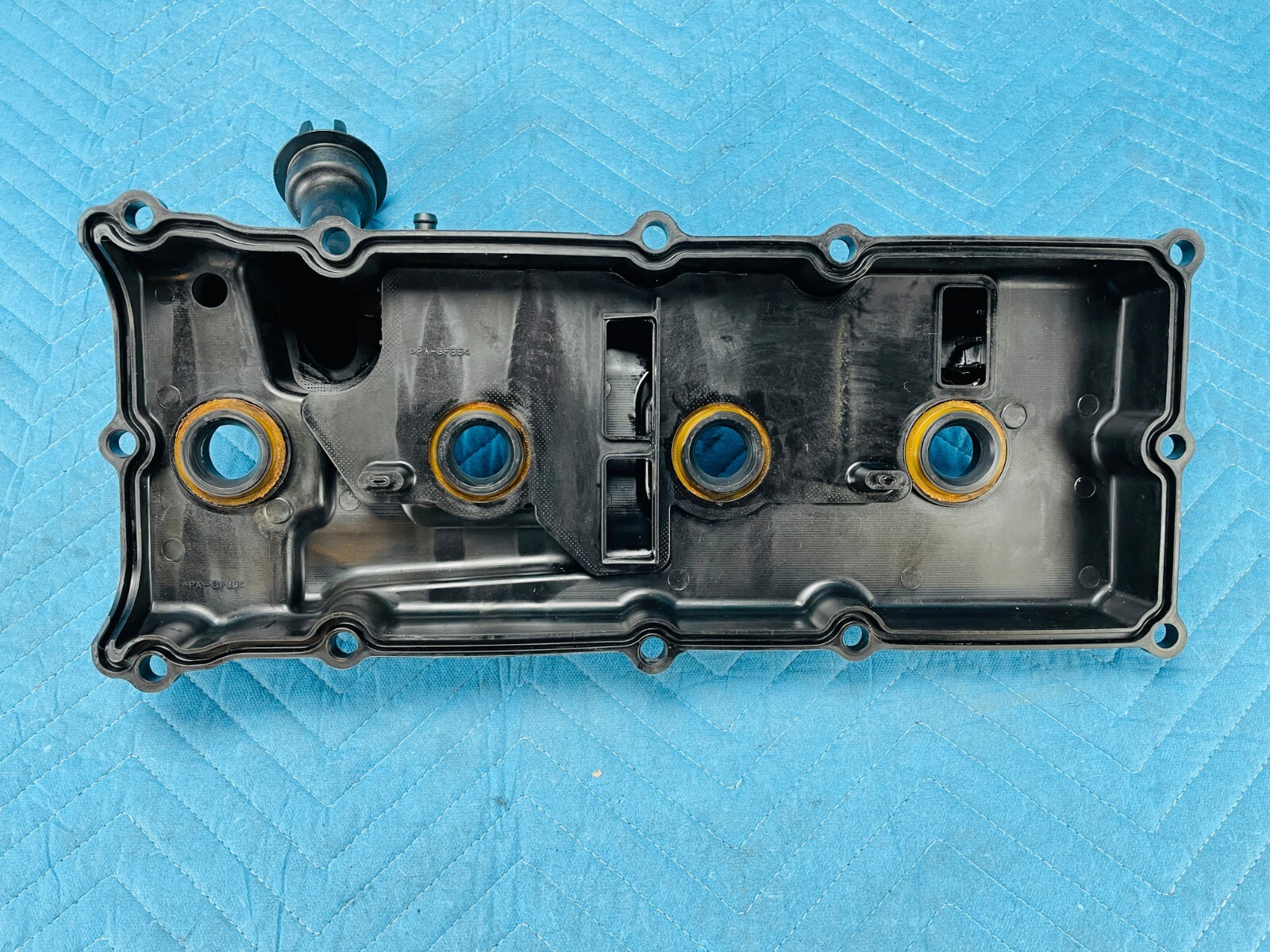 Genuine Nissan Infiniti Engine Valve Cover w/ Cap Passenger Side 13264 ...