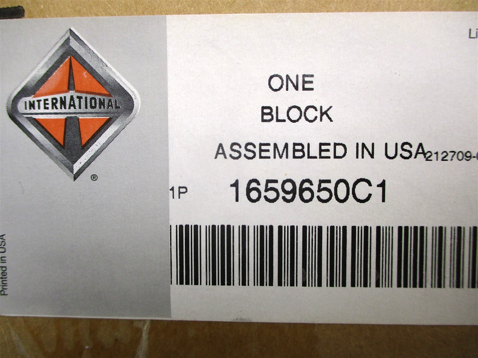 1659650C1 NEW OEM INTERNATIONAL 4700 TRUCK FUSE BLOCK | eBay