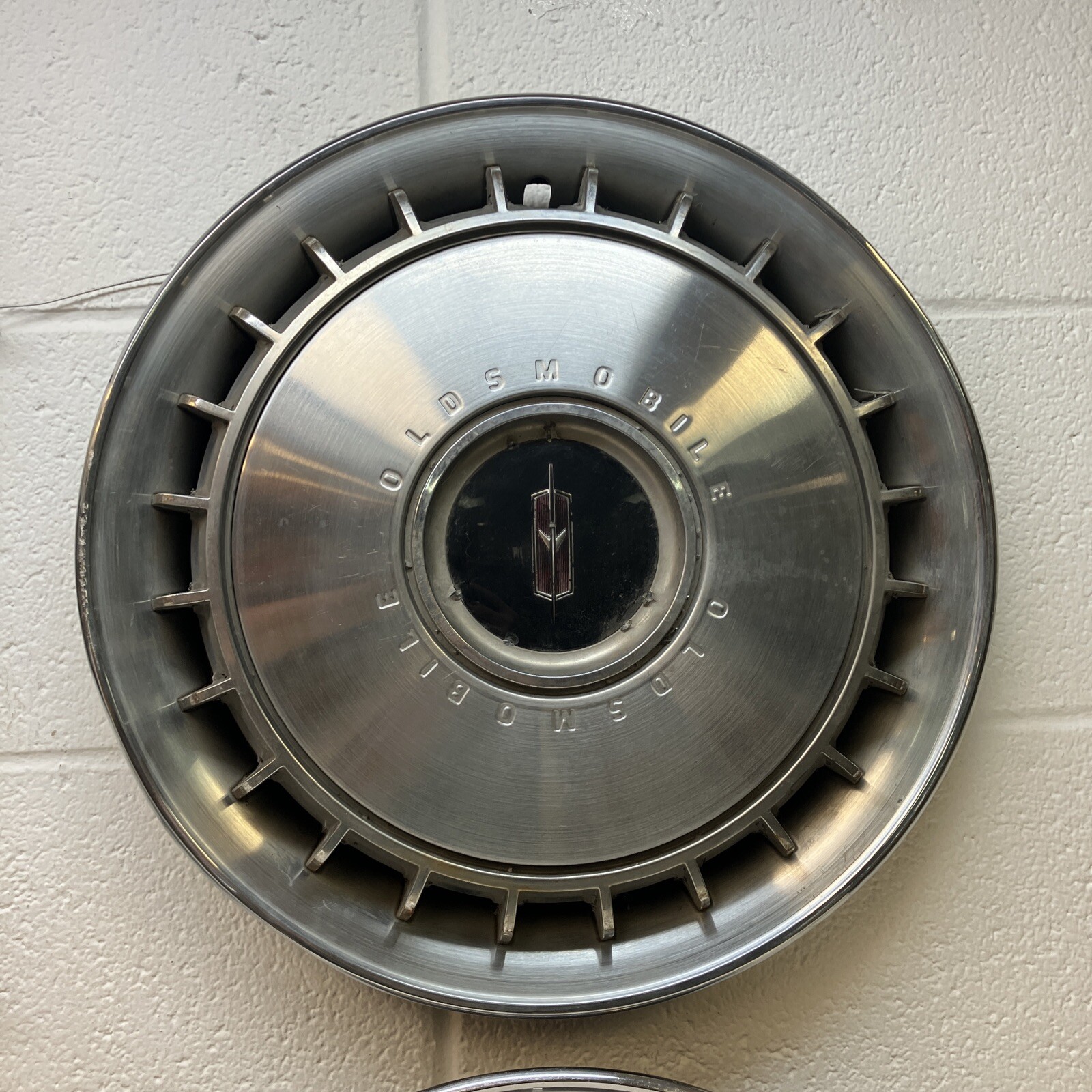 Used OEM GM Set of 4 14” Hubcap Wheel Covers 00395450 1967 Oldsmobile ...