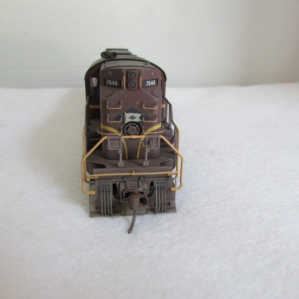 ATLAS HO SCALE LEHIGH VALLEY ALCO RS-11 LOCO, WITH DCC, USED | eBay