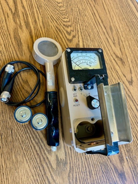 Radiation Detector - LUDLUM Model 3 with 44-9 Pancake Geiger Probe ...