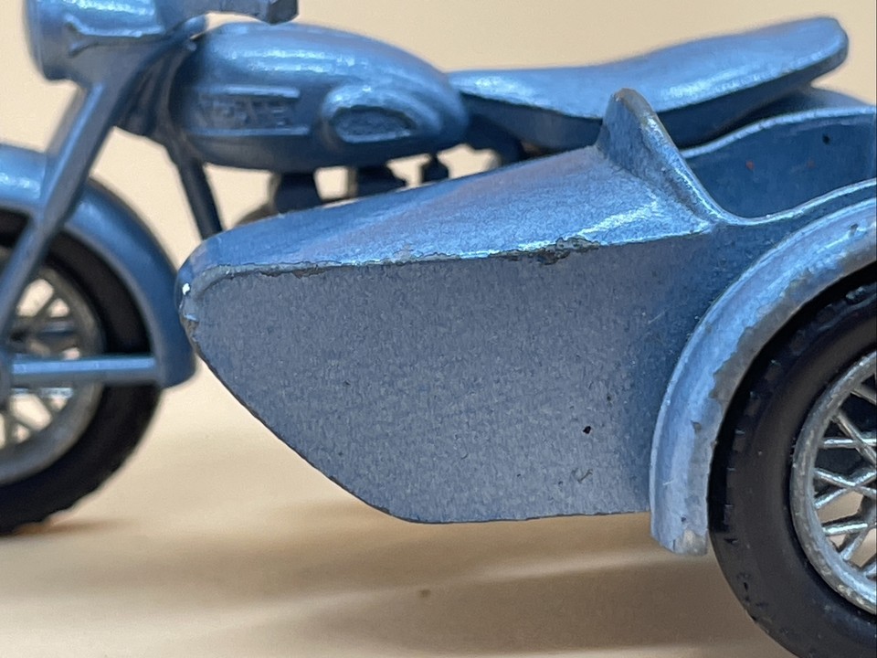 Triumph Matchbox Lesney Motorcycle T110 Sidecar Box and sidecar No.4 ...