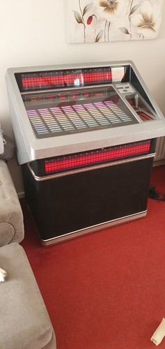 ROWE AMI R89 Jukebox machine 1985 Refurbished with 100 Records From 60s ...