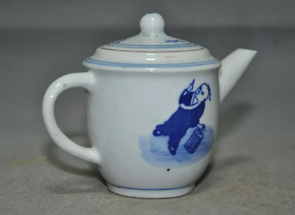 Ancient China Blue&white porcelain Carved people Wine Tea Pot Flagon ...