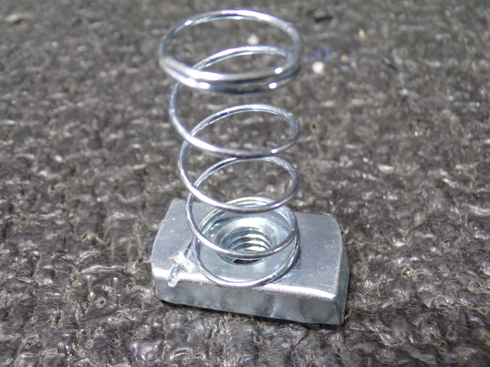 NVENT CADDY SPRA0037EG Channel Nut With Spring 3/8-16 In Steel for sale ...