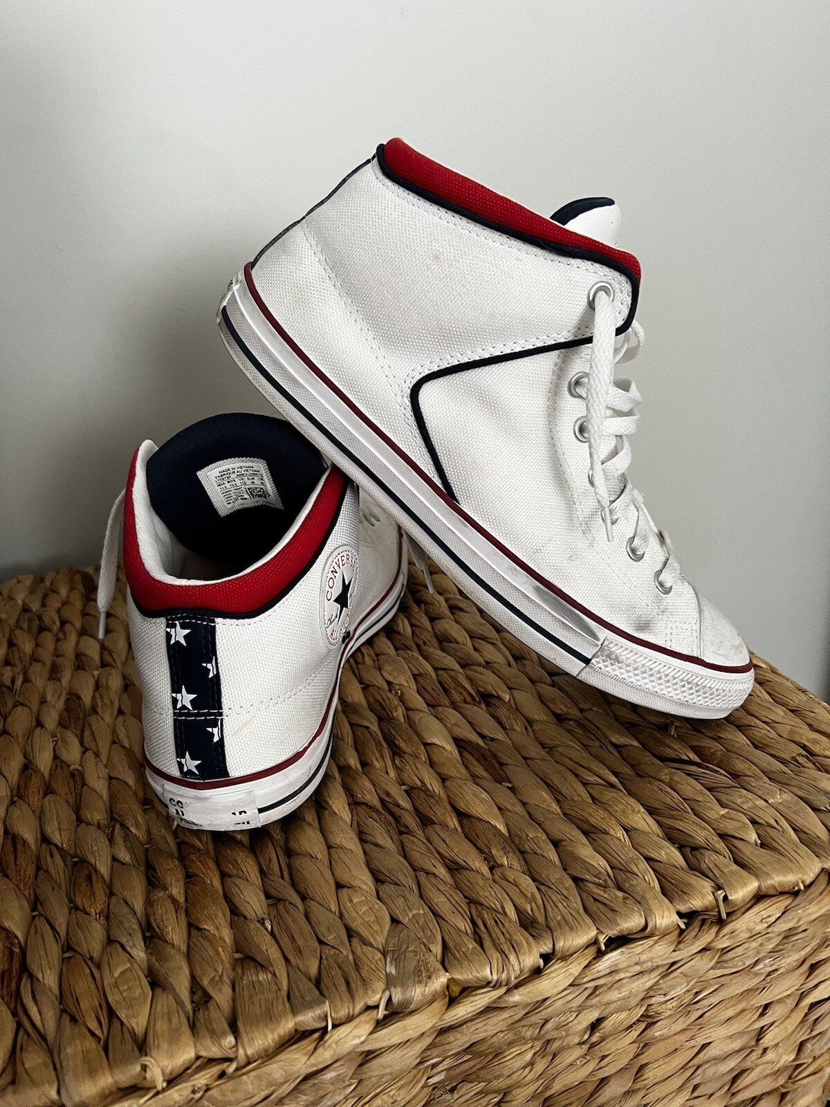 Rare Converse Chuck Taylor All Star Mid USA accents s… - Gem