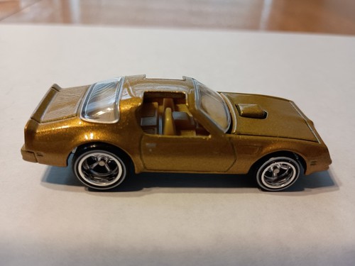 2008 Hot Wheels Super Treasure Hunt gold Hot Bird Pontiac Firebird ...