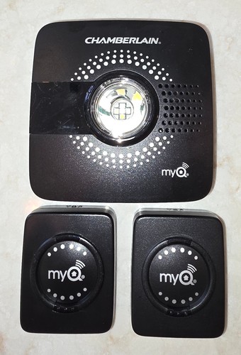 Chamberlain myQ Smart Garage Hub (MYQ-G0301) and 2 myQ Sensors (MYQ ...