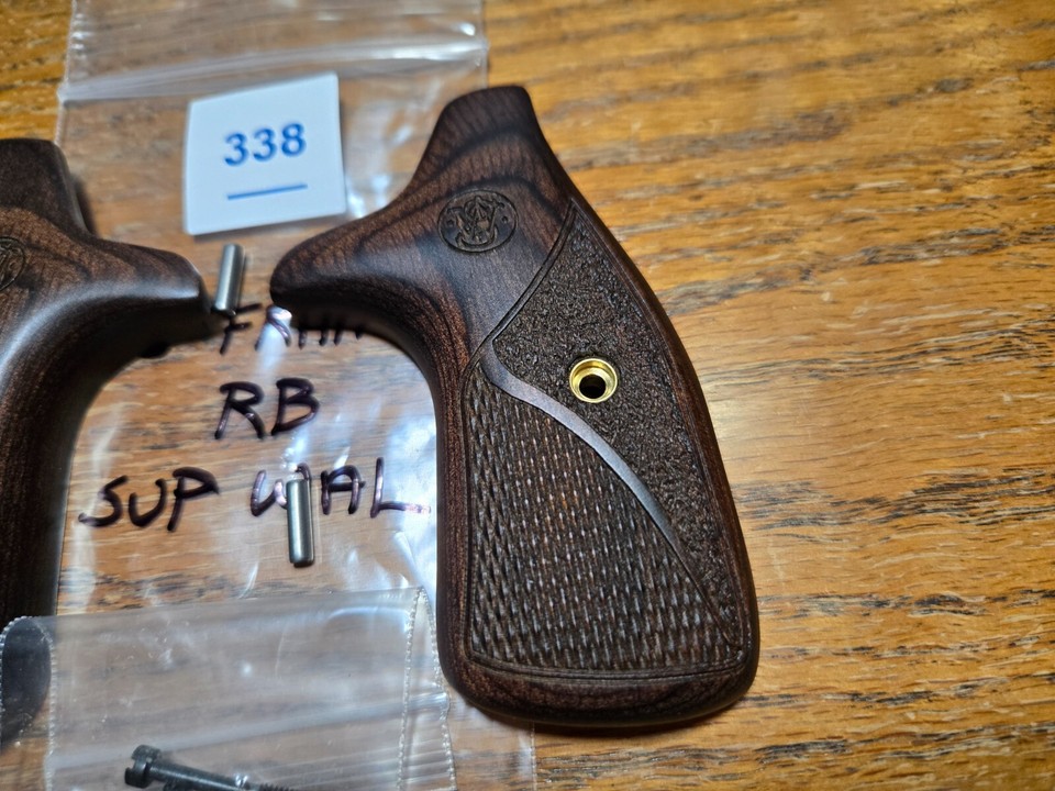Smith & Wesson J Frame RB Super Walnut Checker/ Stippled S&W Emblem ...