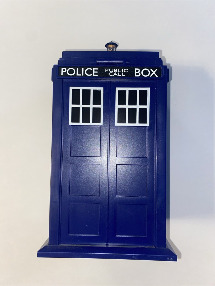 Doctor Who Police Box Tardis Police Box Unveiled In Town