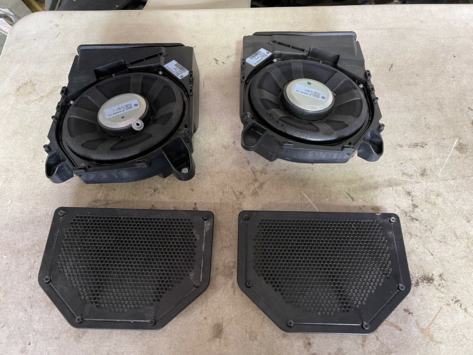 BMW 328I 335I 135I X1 M3 E88 E84 OEM SET FRONT LEFT & RIGHT SUBWOOFER ...
