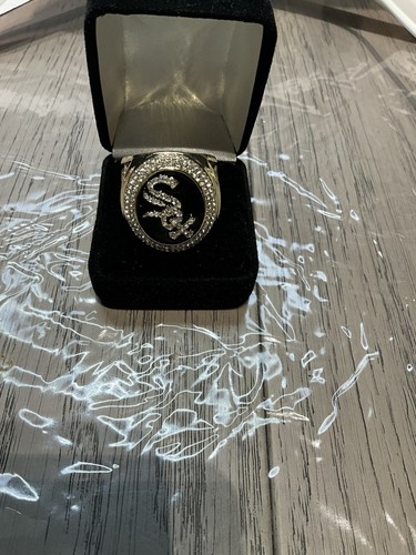 MLB - World Series Championship Rings *Pick your team* - US Distributor ...