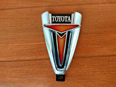 Fit for Toyota HILUX RN20 RN25 Front Grille Badge/Emblem NOS no clip on ...