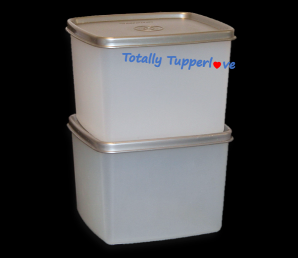 Tupperware 2 Square Round Keepers 30 oz. Containers Set Vintage ...