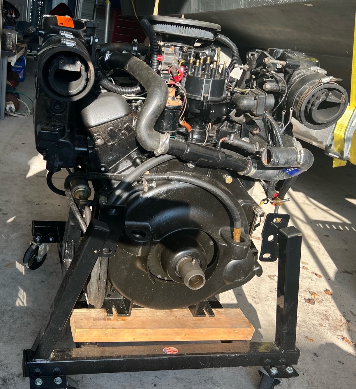 4.3 Mercruiser Complete externals. Will part out. Engine cracked ...