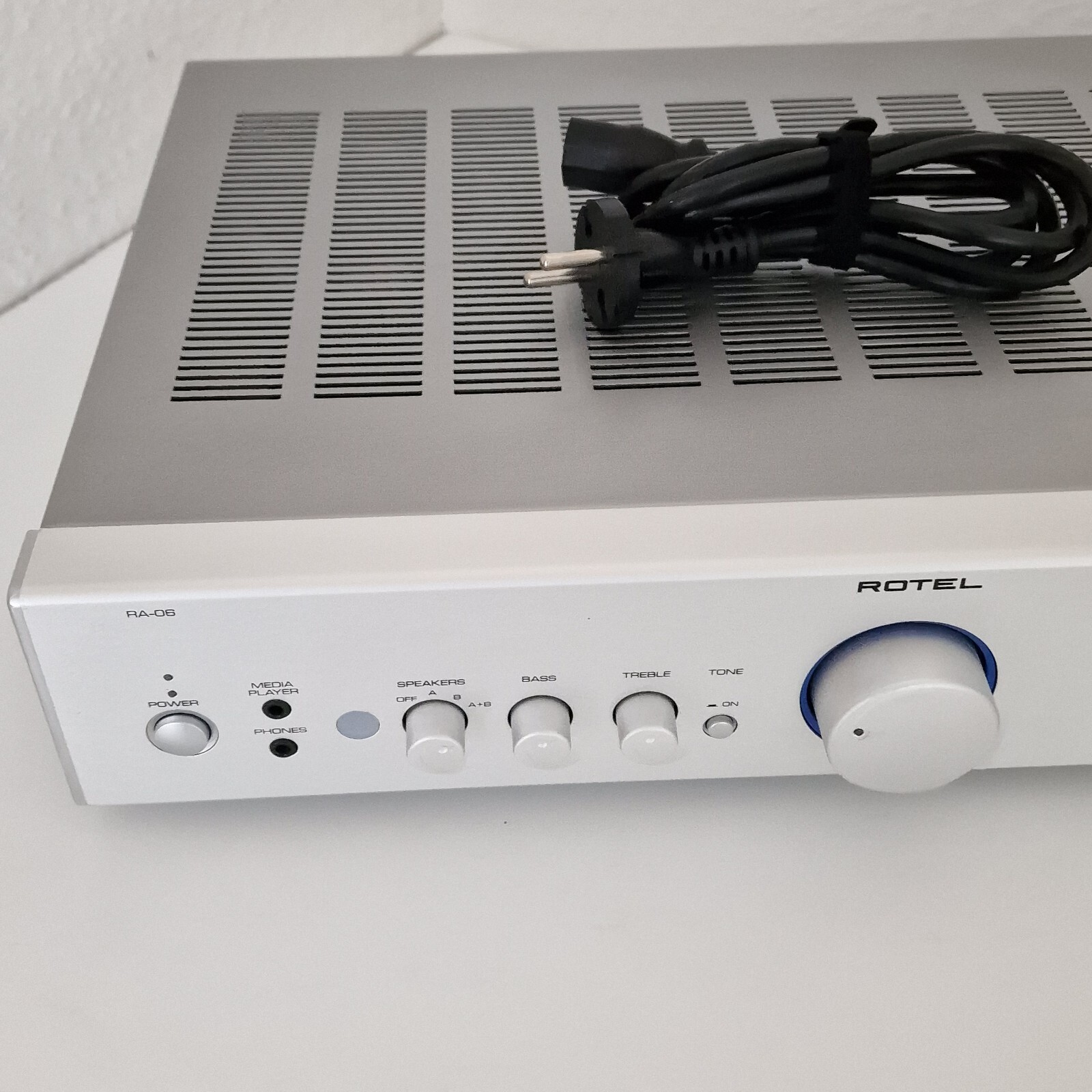 Rotel RA06 Stereo HiFi Verstärker Vollverstärker Amplifier Phono ...