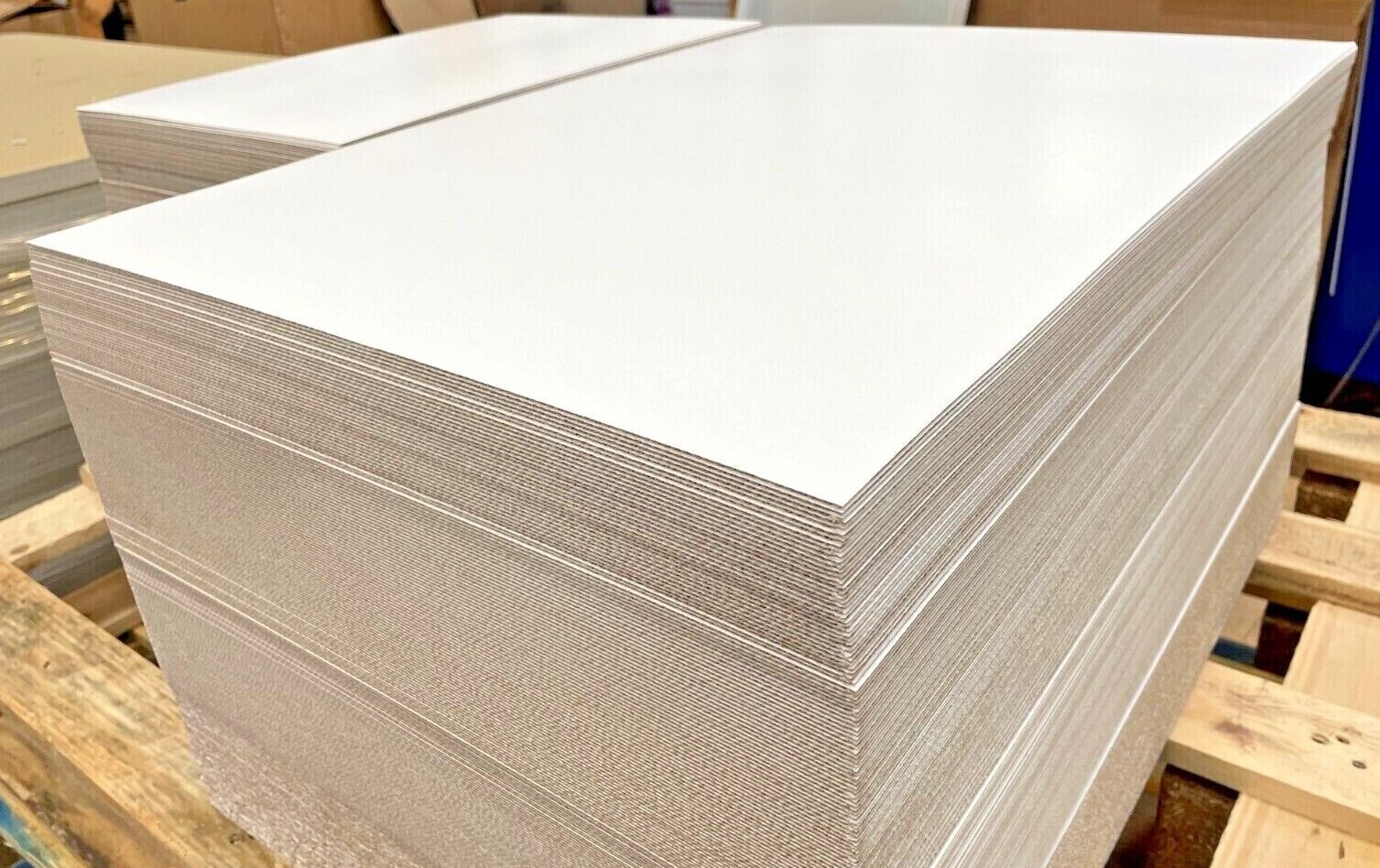 DIGIFLUTE E FLUTE 180DC/120KB *FSC* Sizes, A and SRA sizes 1.6mm Thick ...